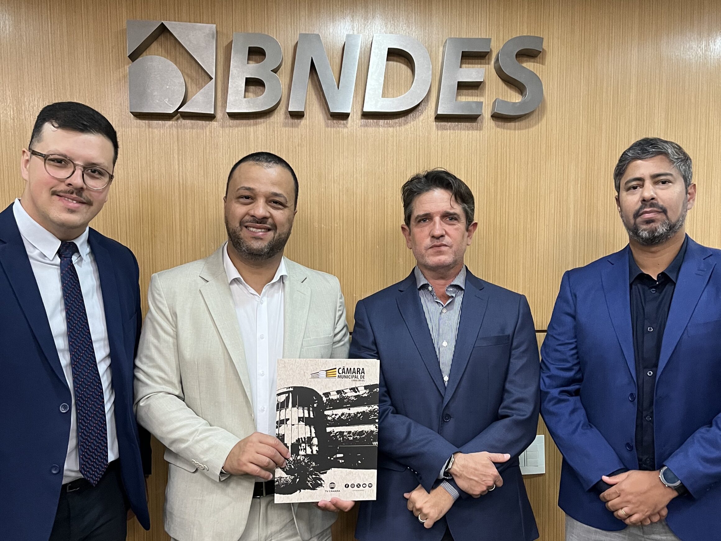 Coração para transplante é escoltado pela PRF em Caxias do Sul | Radio ...